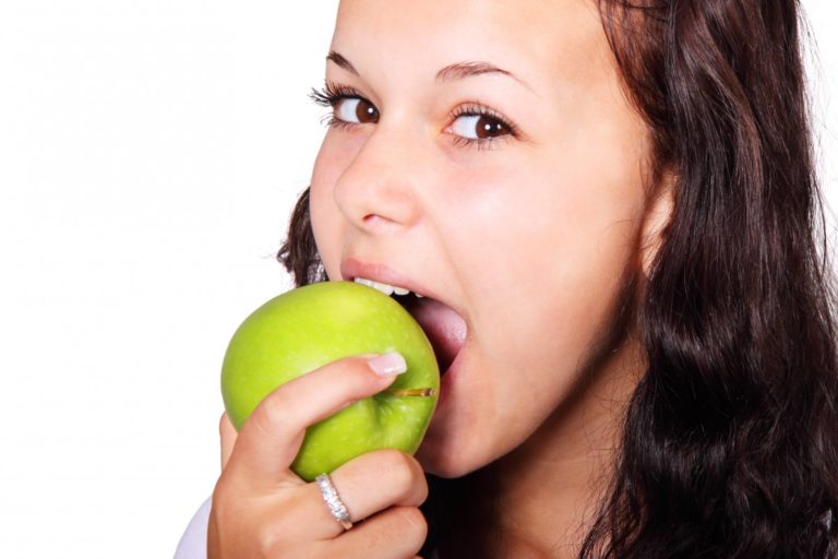 What To Chew To Strengthen Your Teeth - Mom Playbook